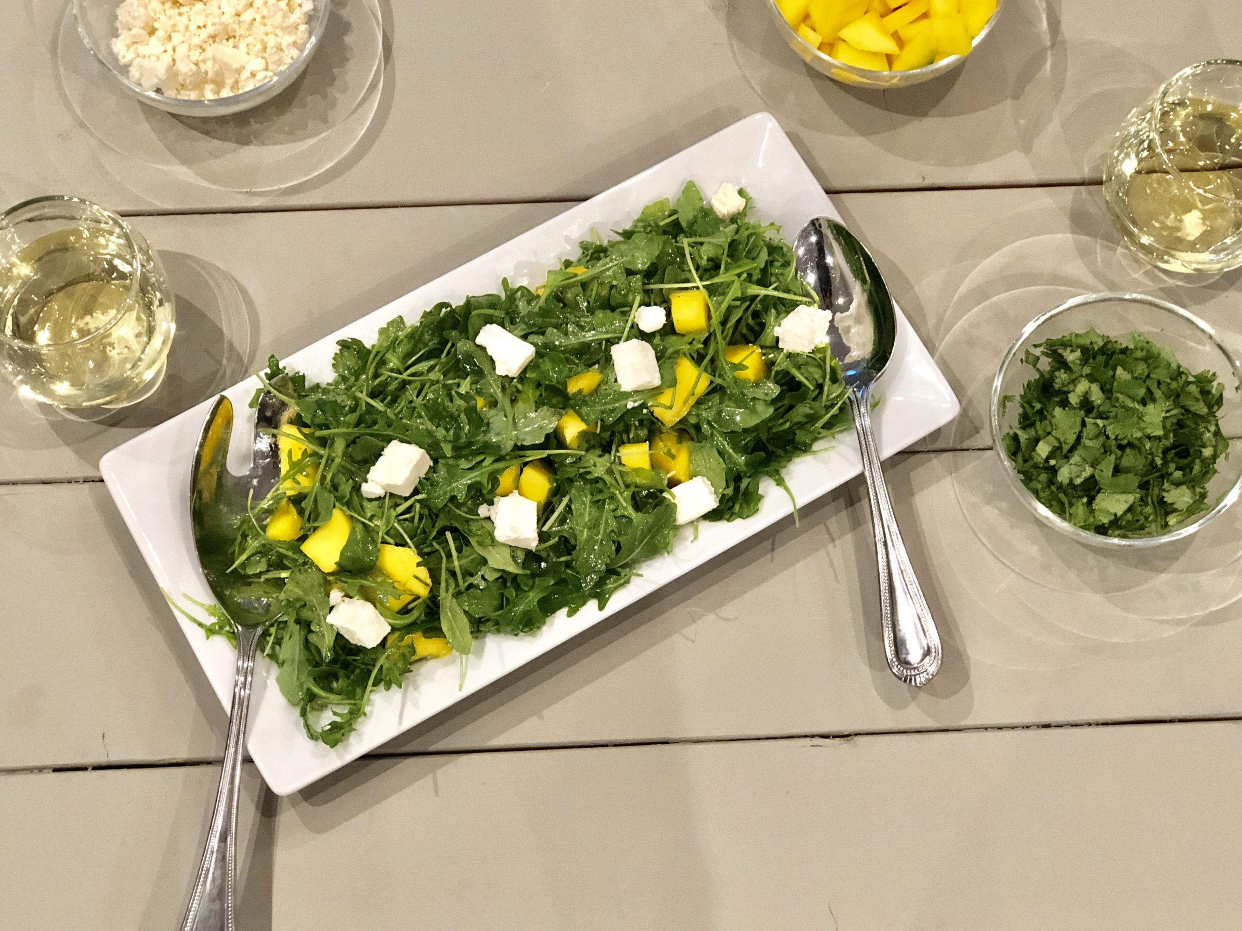 Easy Mango Salad with feta cheese - Blue Fufu
