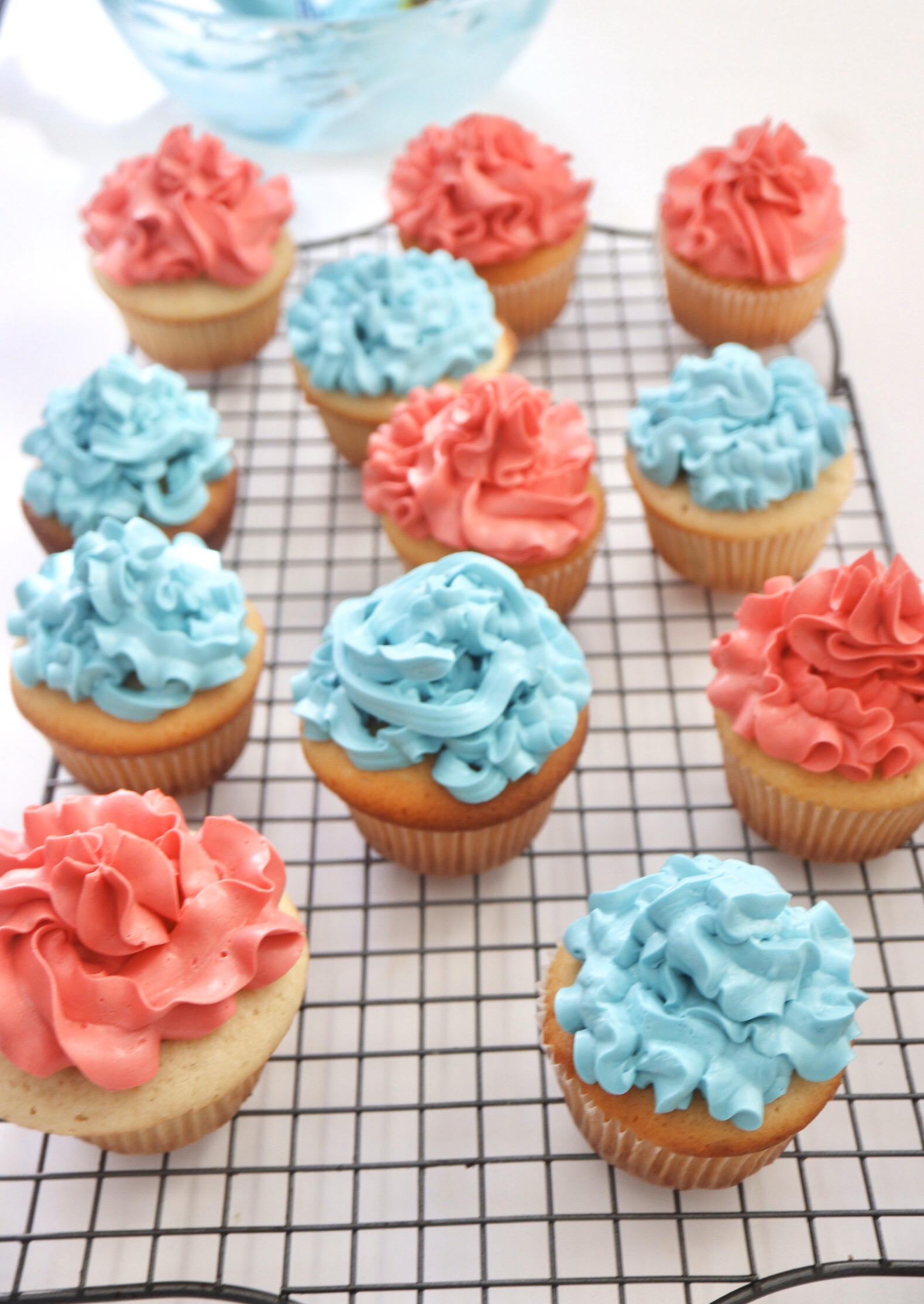 Homemade Food Coloring for Baking, Play Dough, Eggs, and Frosting ...
