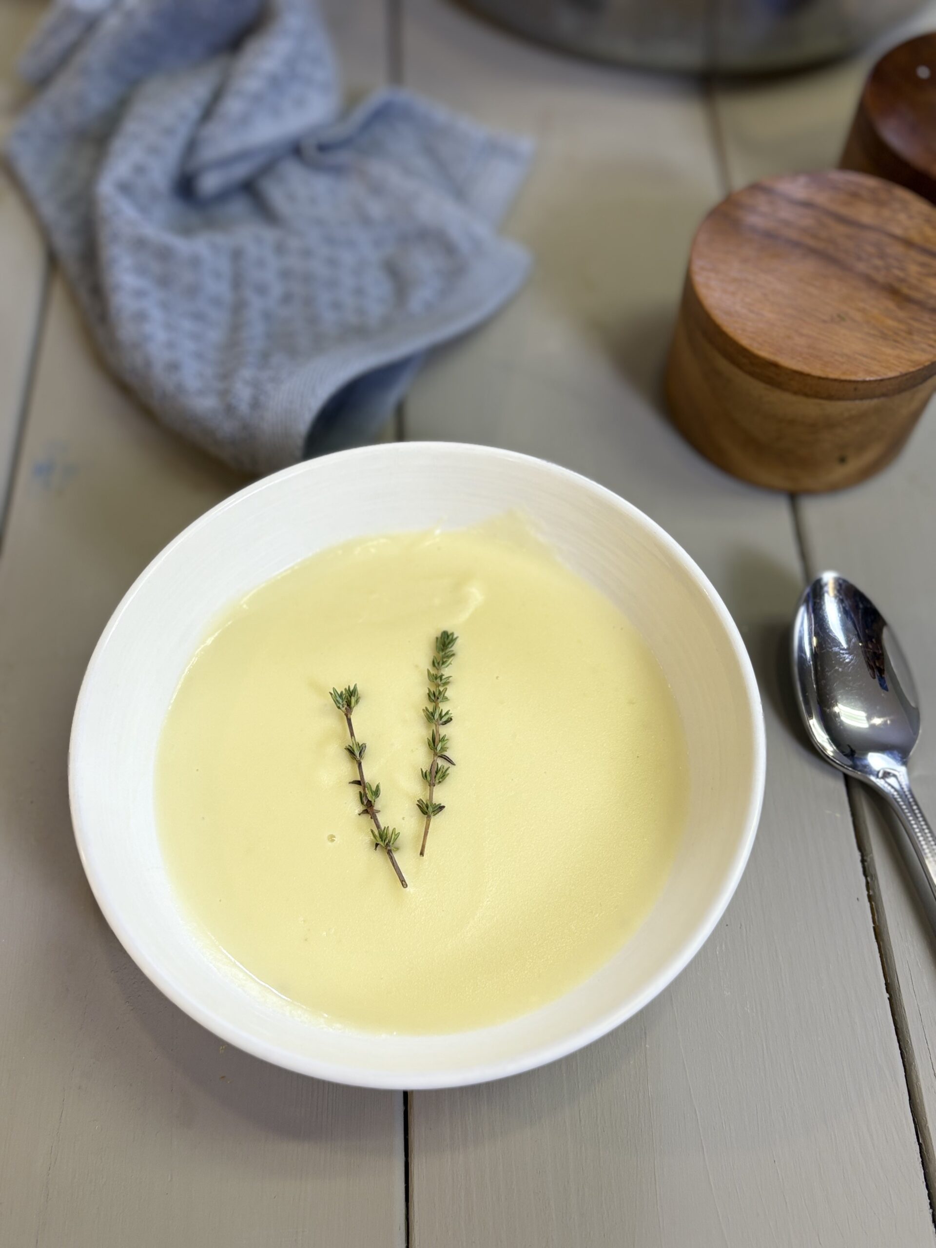 Creamy Cauliflower Soup Recipe - Blue Fufu